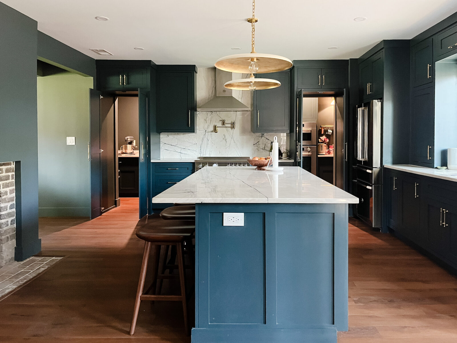 A Thoughtful Full Remodel with a Secret Kitchen Twist ...